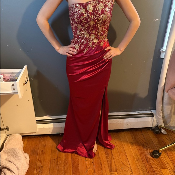 GLS Collective | Dresses | Elegant Red And Gold Evening Gown | Poshmark